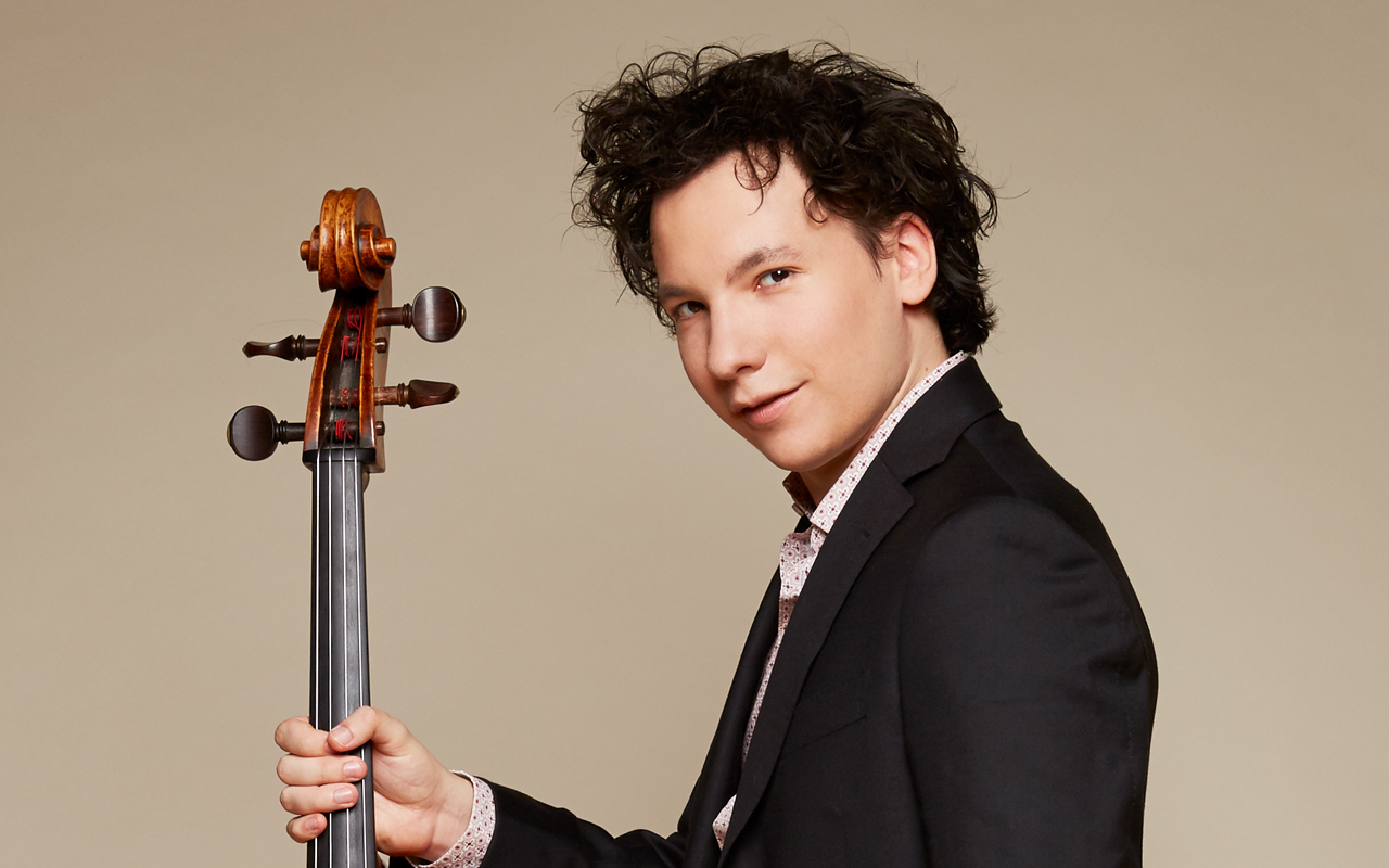 Edgar Moreau | Warner Classics