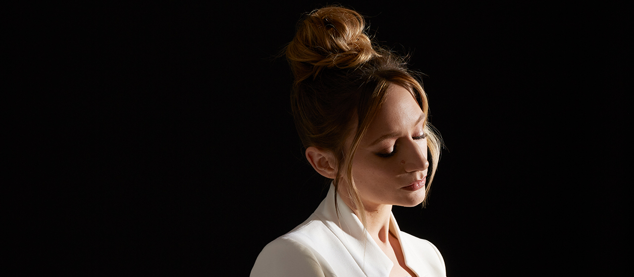 Sabine Devieilhe | Warner Classics