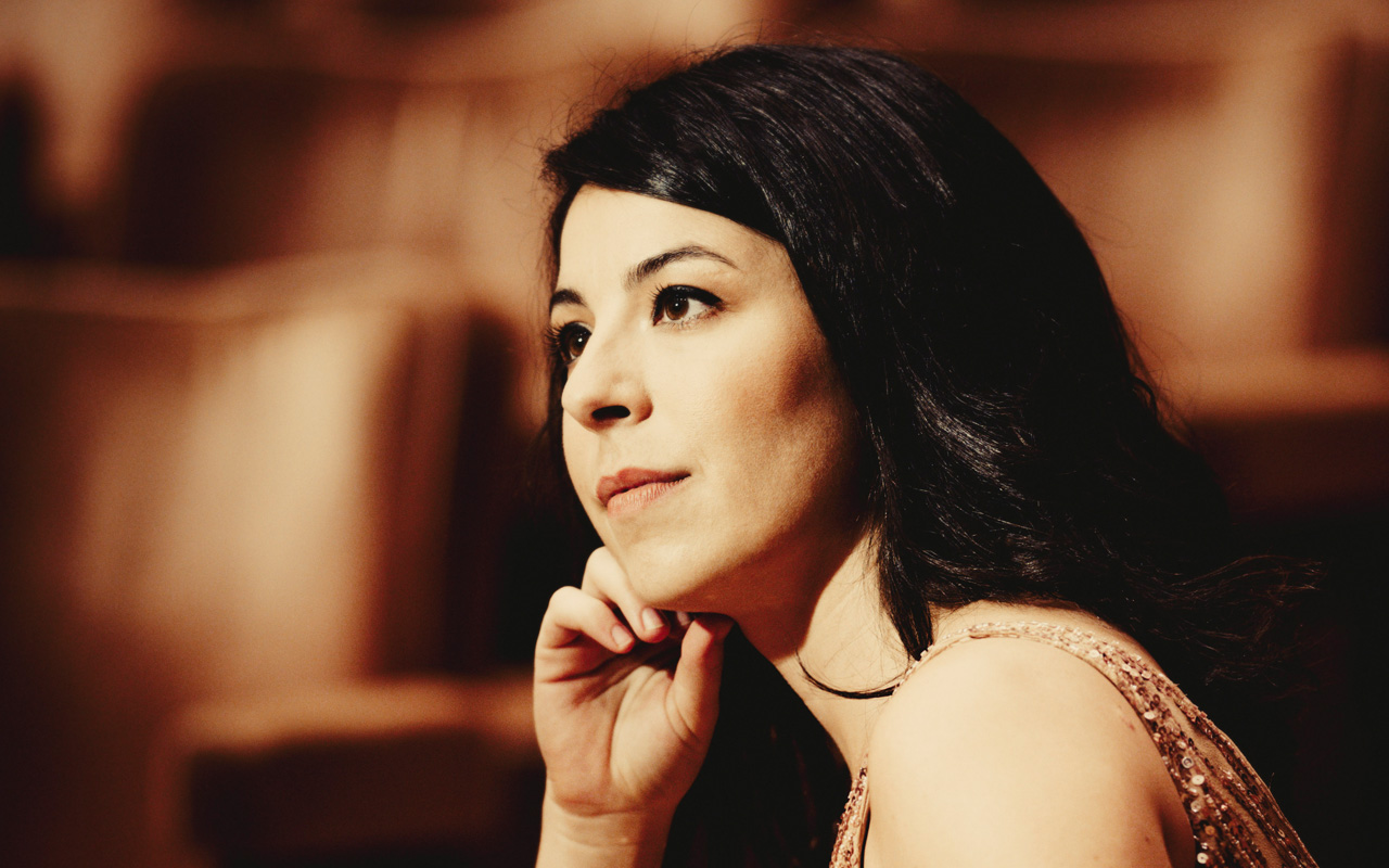 Anneleen Lenaerts | Warner Classics