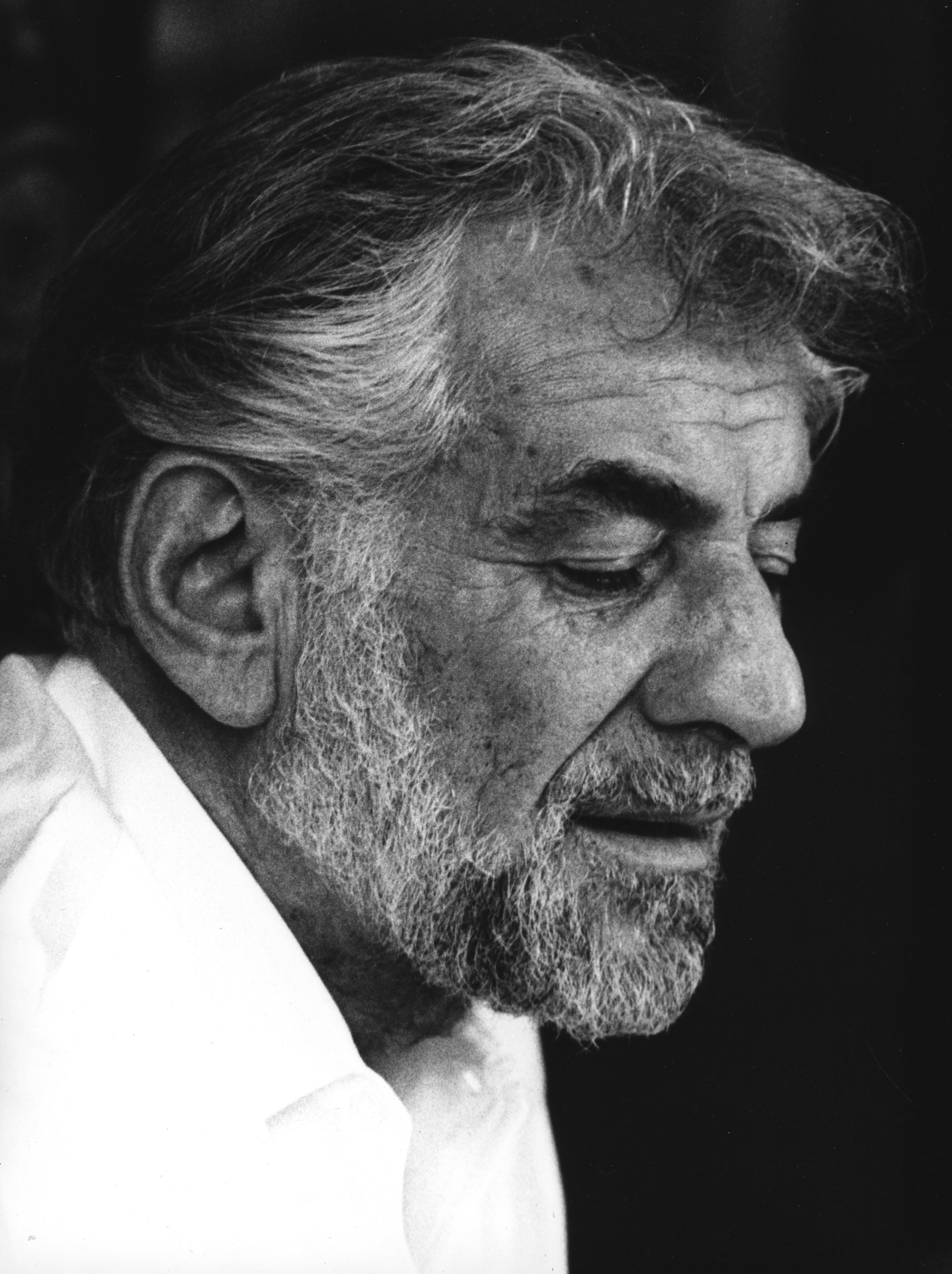 Leonard Bernstein | Warner Classics