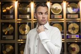 Nicholas McCarthy | Warner Classics