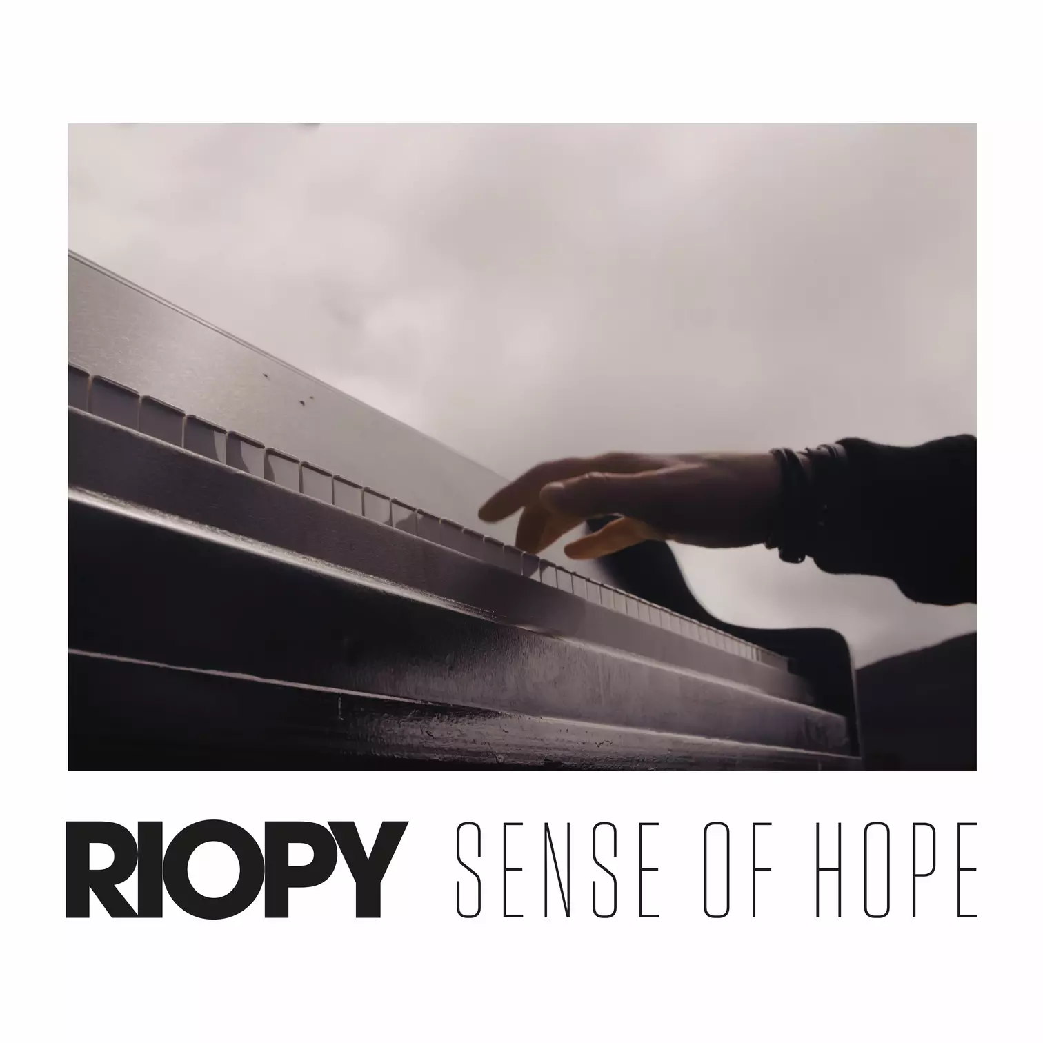 Sense of hope | Warner Classics